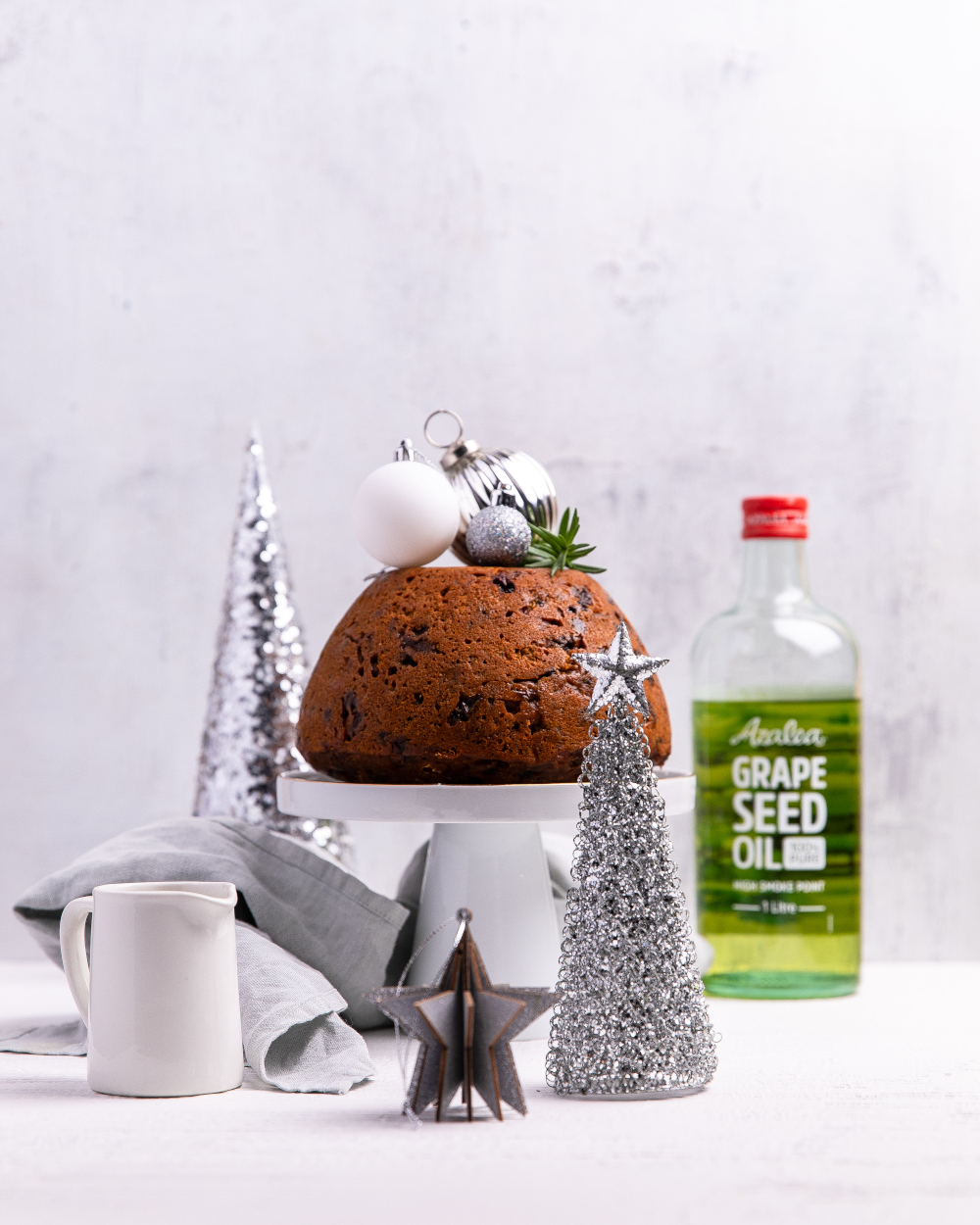 Mango and Macadamia Xmas Pudding - AZALEA